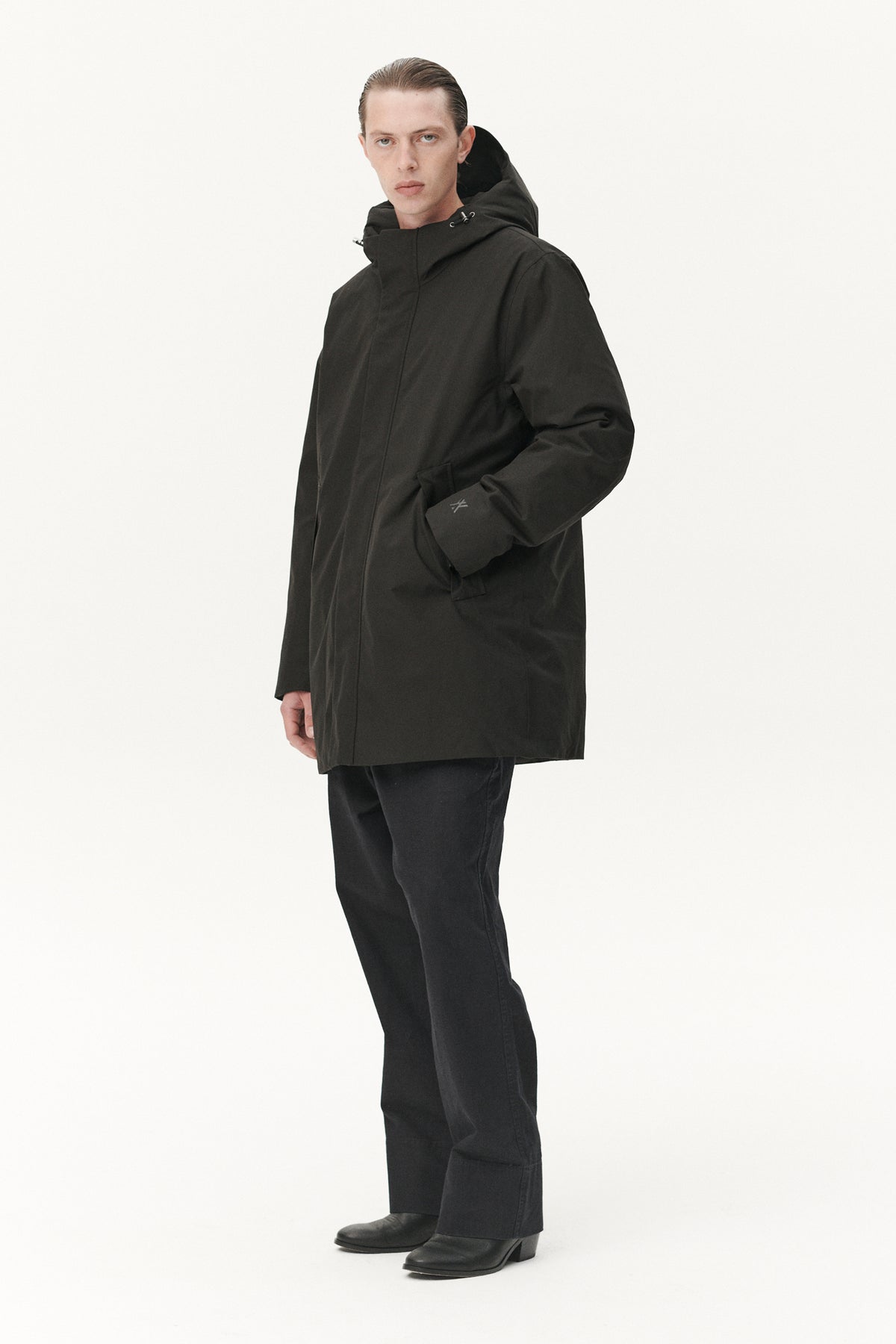 DON DOWN AW25 BLACK | Welter Shelter
